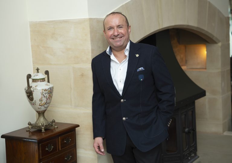 Dave Fishwick (Bank of Dave) - After Dinner Speakers & Comedians